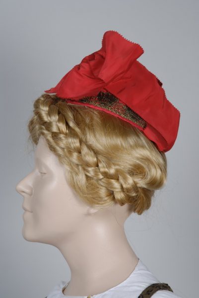 Coiffe. - Musées Grand-Est